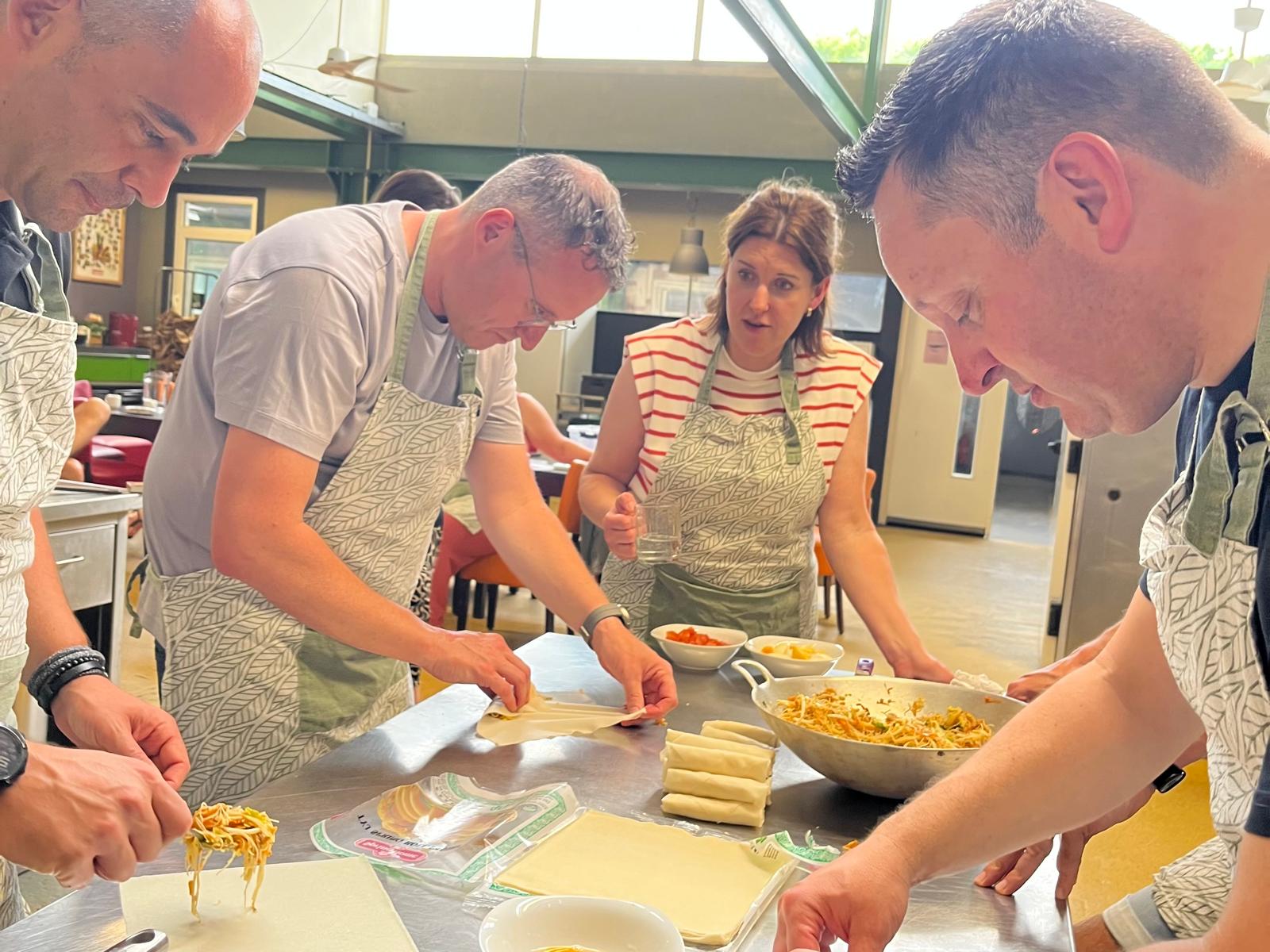 Indonesische kookworkshop voor vrienden uit Weert - Indonesisch Koken ...